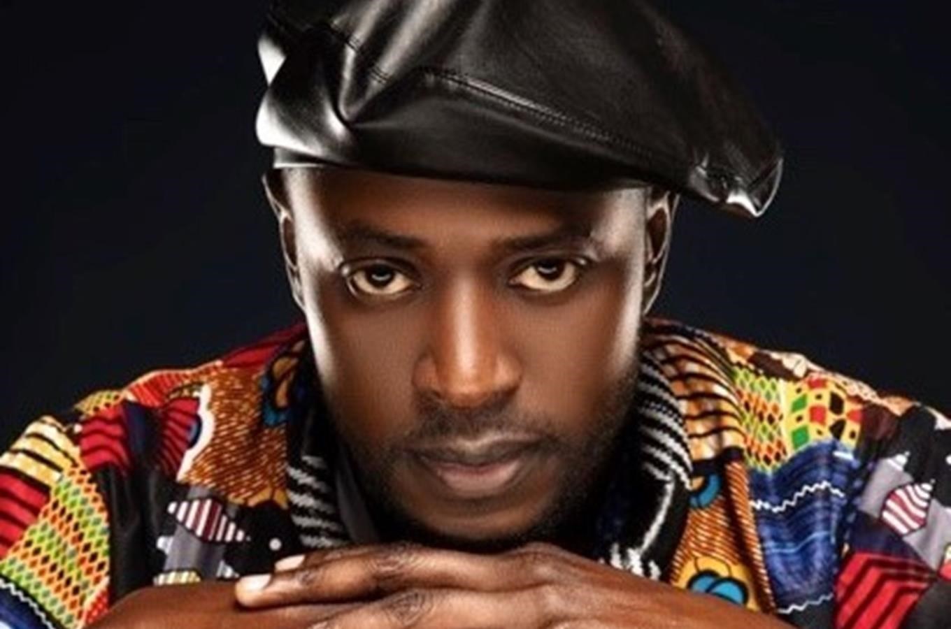 Alune Wade „Sultan“ – Kudy z nudy Alune Wade „Sultan“ – Kudy z nudy